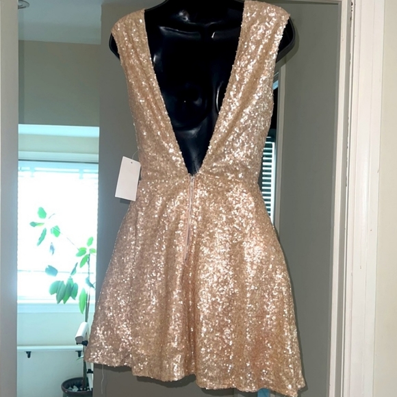 Tobi | Dresses | Nwt Tobi Sequin Cocktail Dress | Poshmark